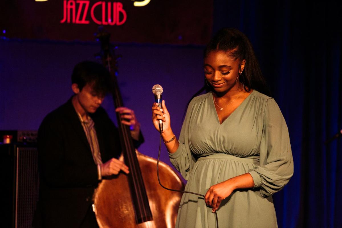 Samara Joy - A Joyful Holiday - At The Regent Theatre Thu, Dec 22