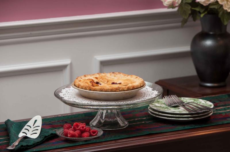 Order Your Favorite Thanksgiving Pies by Wednesday, November 17!