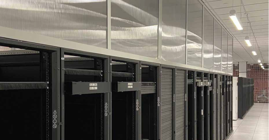 Introducing the MOST VERSATILE AISLE CONTAINMENT SYSTEM