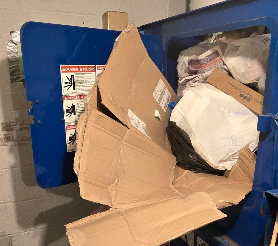 IMPORTANT NOTICE TO ALL MIDRISE RESIDENTS TRASH DISPOSAL RULES