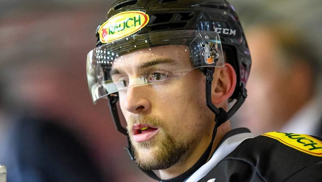 A black ace in Boston's Stanley Cup win / Honouring Stu Crawford