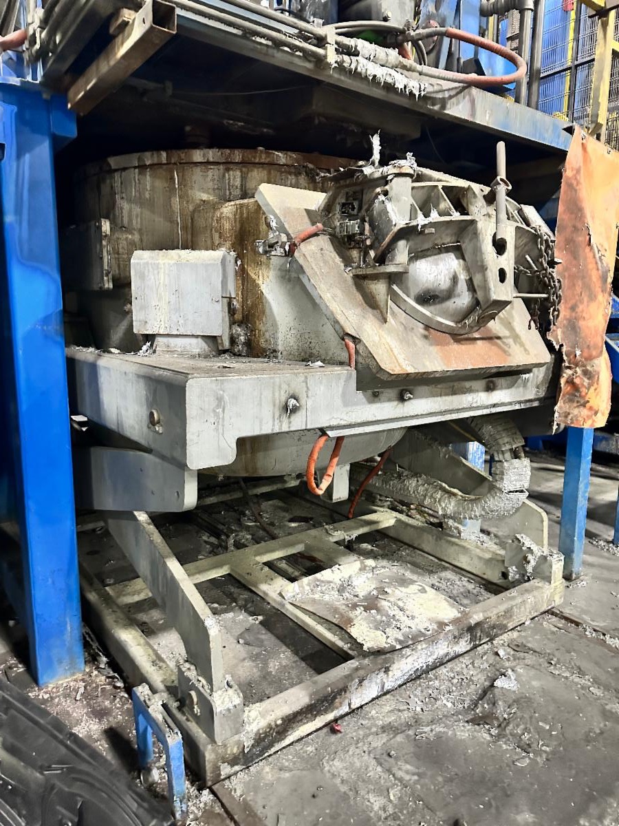 NEW PRICE - 60 - USED LOW PRESSURE CASTING MACHINES & 160 HOLDING ...