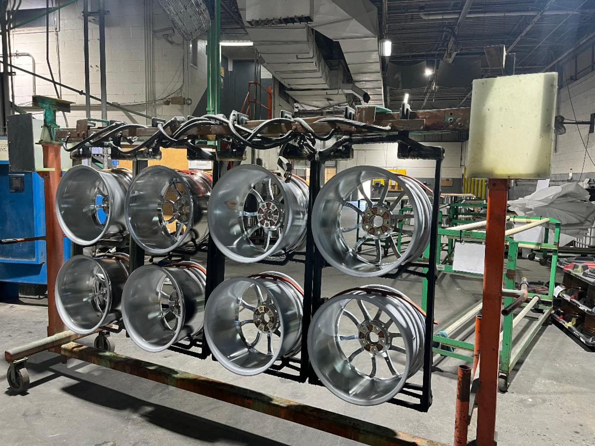 USED NICKEL/COPPER CHROME LINE CAN DO UP TO 22" X 12' WHEELS AVAILABLE ...