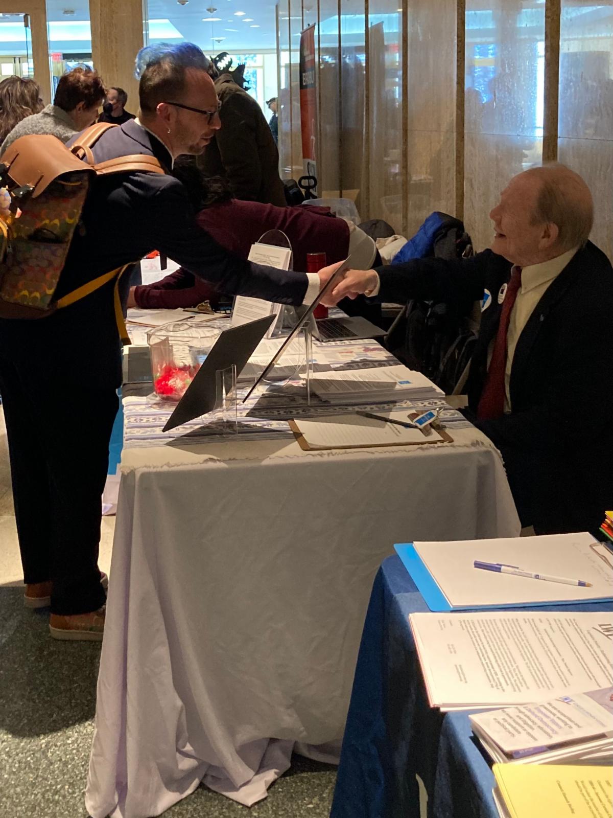 Redistricting Commission Resolution at the Senate