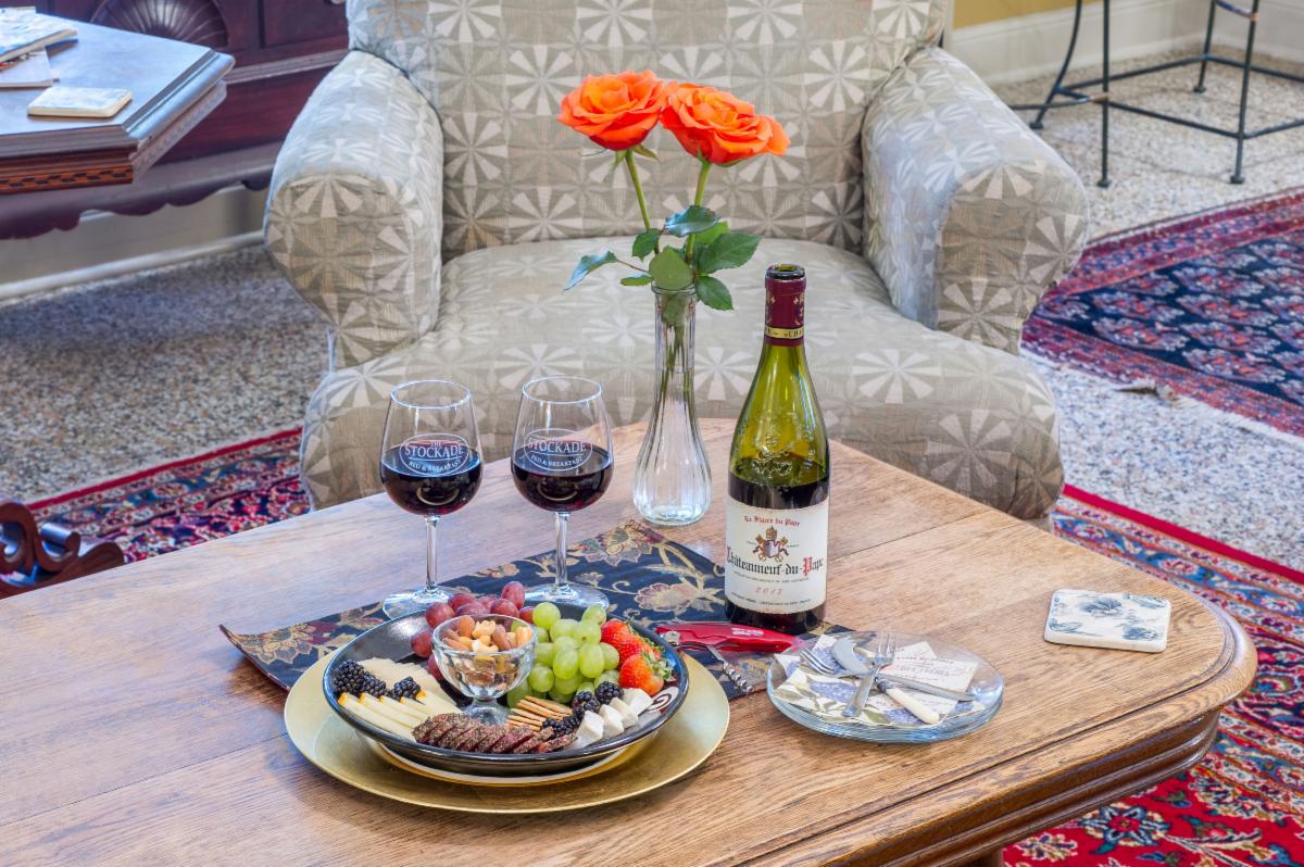 Top 10 Landmarks to See in Baton Rouge, an Amazing Bread Pudding Recipe ...