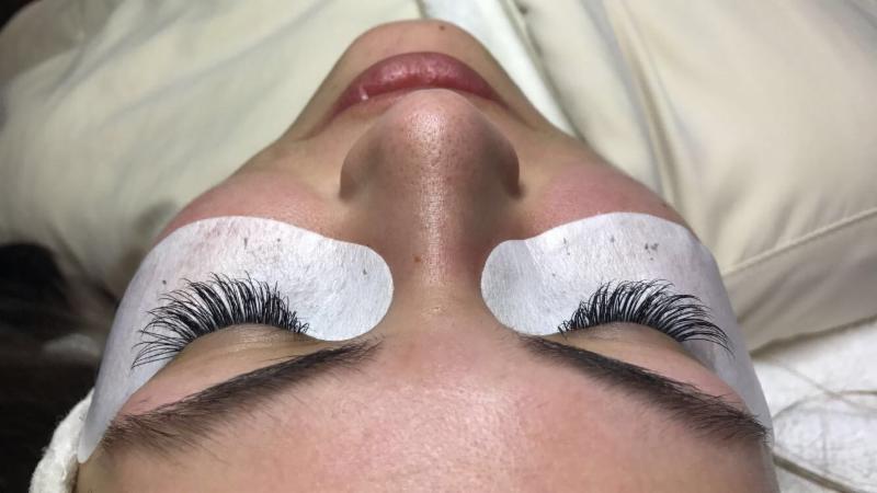 $89 Lash extensions full set: New and returning guests, get yours now