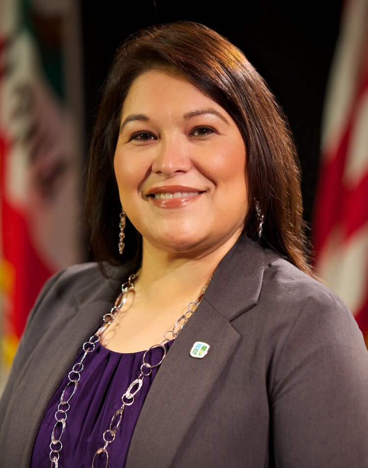 Hawthorne Councilmember Angie Reyes English and El Camino Board of ...