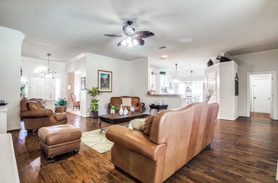 Showing Allen TX | Rare 2-Acre Northfork Ranch Estate | 5Bd 3Bth ...