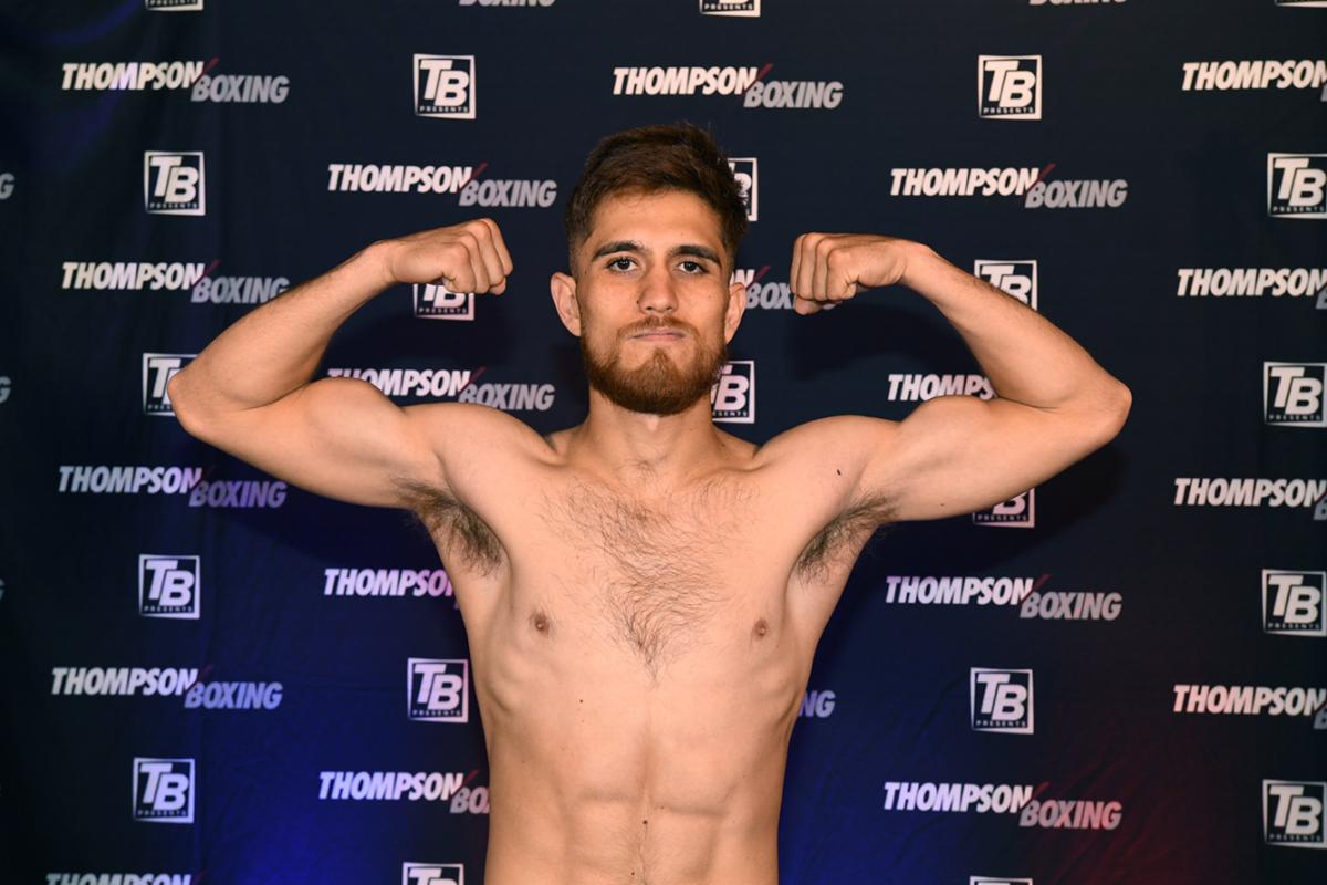 ACOSTA vs. AVELAR BOXING WEIGHTS FROM ONTARIO, CA - REAL COMBAT MEDIA