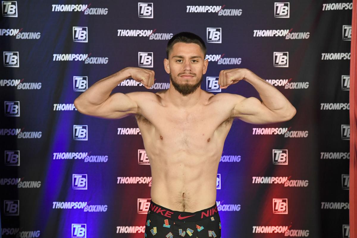 Thompson Boxing Weights From Ontario, CA - REAL COMBAT MEDIA