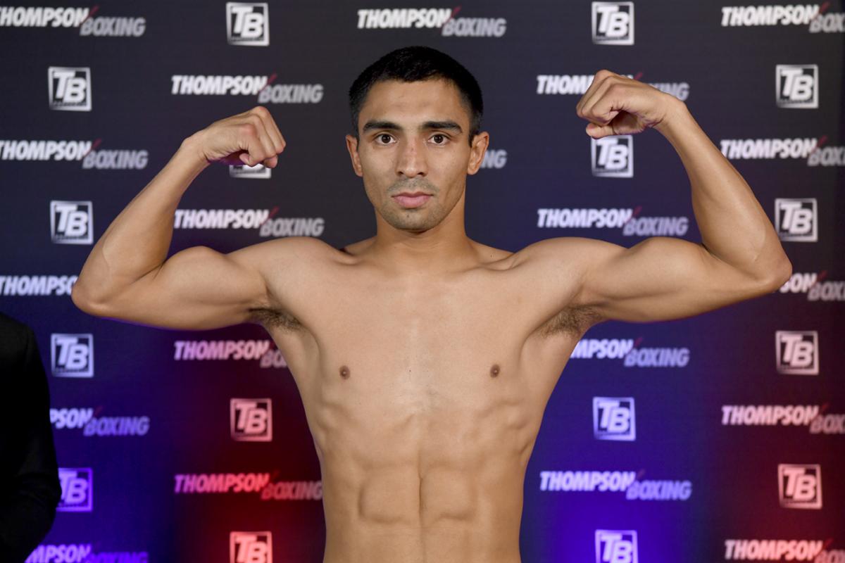 Boxing Weights & Photos From Ontario, CA - REAL COMBAT MEDIA