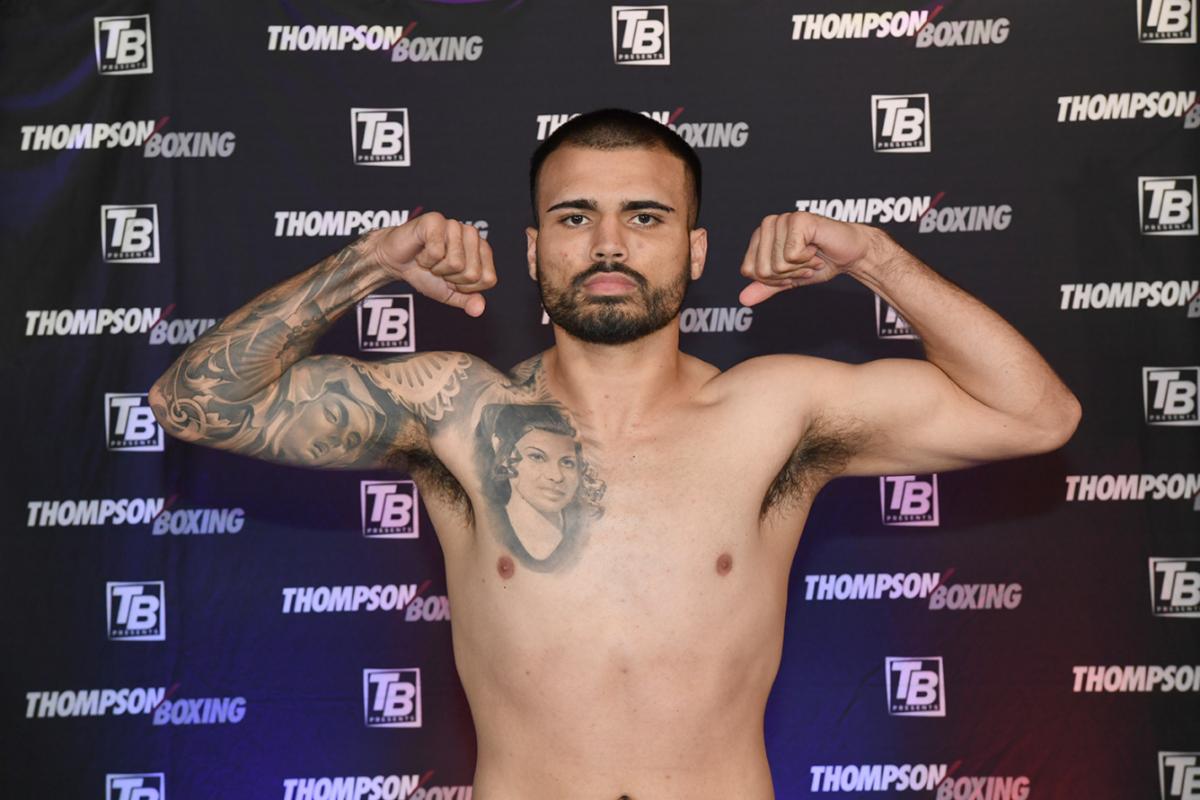 ACOSTA vs. AVELAR BOXING WEIGHTS FROM ONTARIO, CA - REAL COMBAT MEDIA