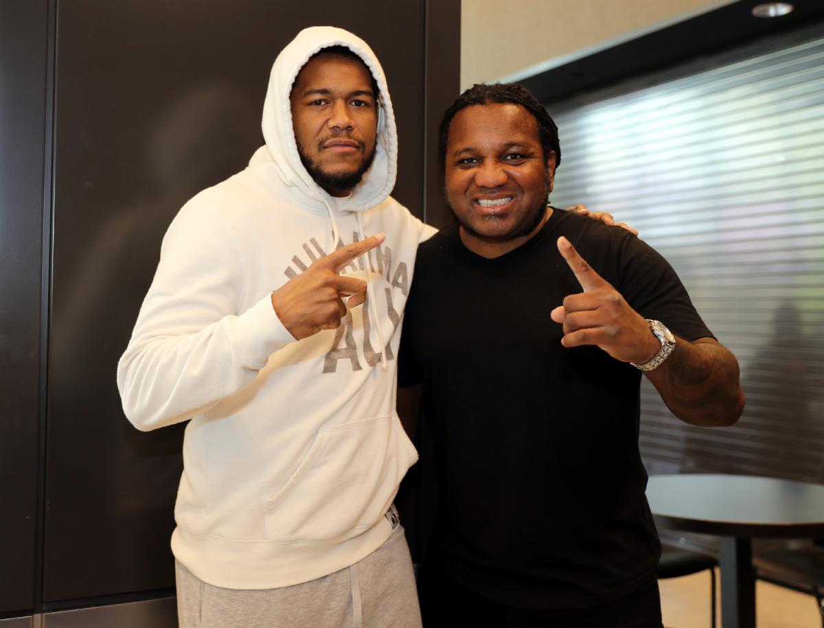 Heavyweight Contender Michael Hunter Signs with Team Combat League