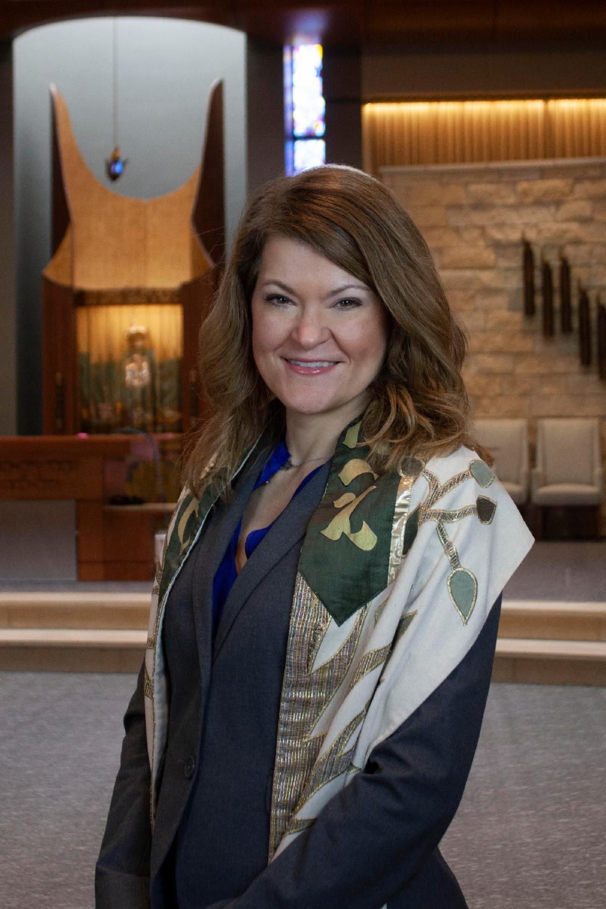 Join us in welcoming Cantor Susan Lewis Friedman: October 20-22