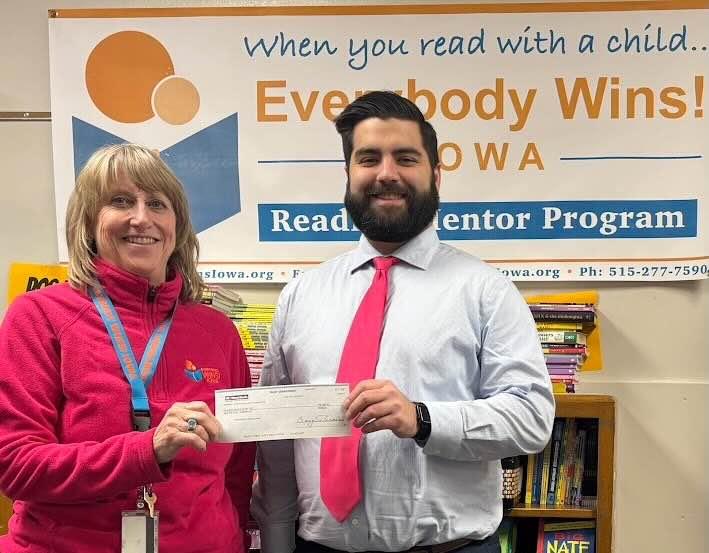 Celebrate Mentoring Month: Become a Mentor Today!