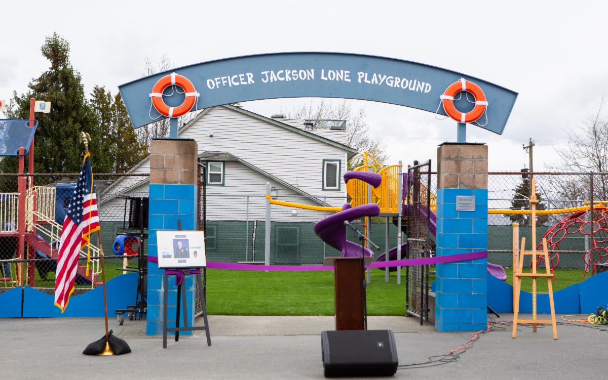 Seattle Police Awards Ceremony Recap | Officer Jackson Lone Playground ...