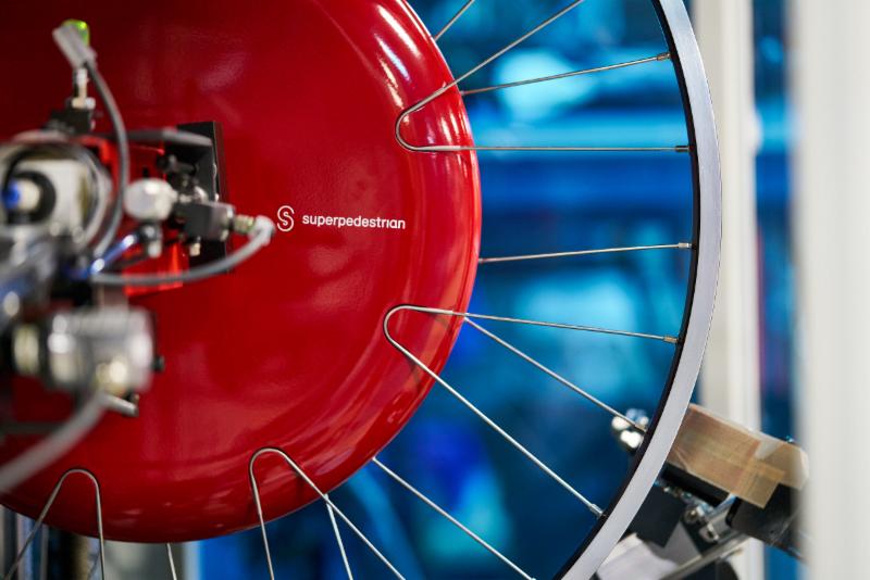 Introducing the Copenhagen Wheel by Superpedestrian