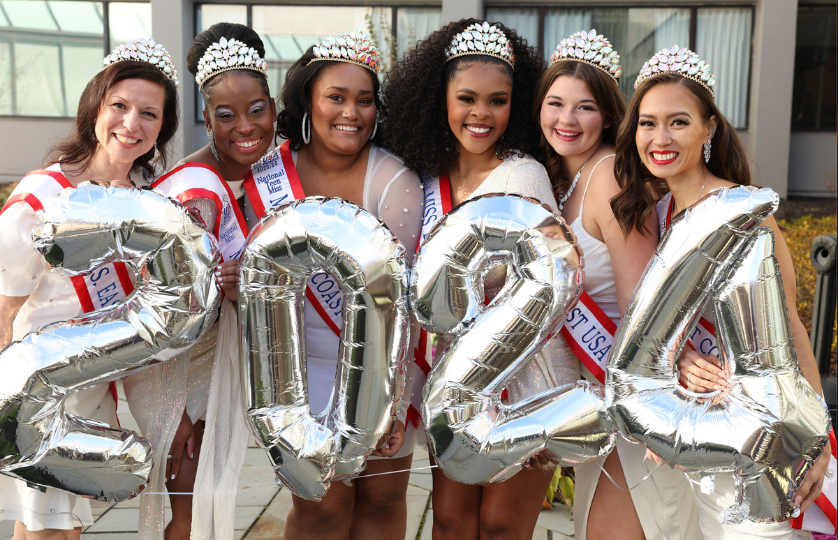 TAKE THE RUNWAY at American Dream! Limited Space Available!