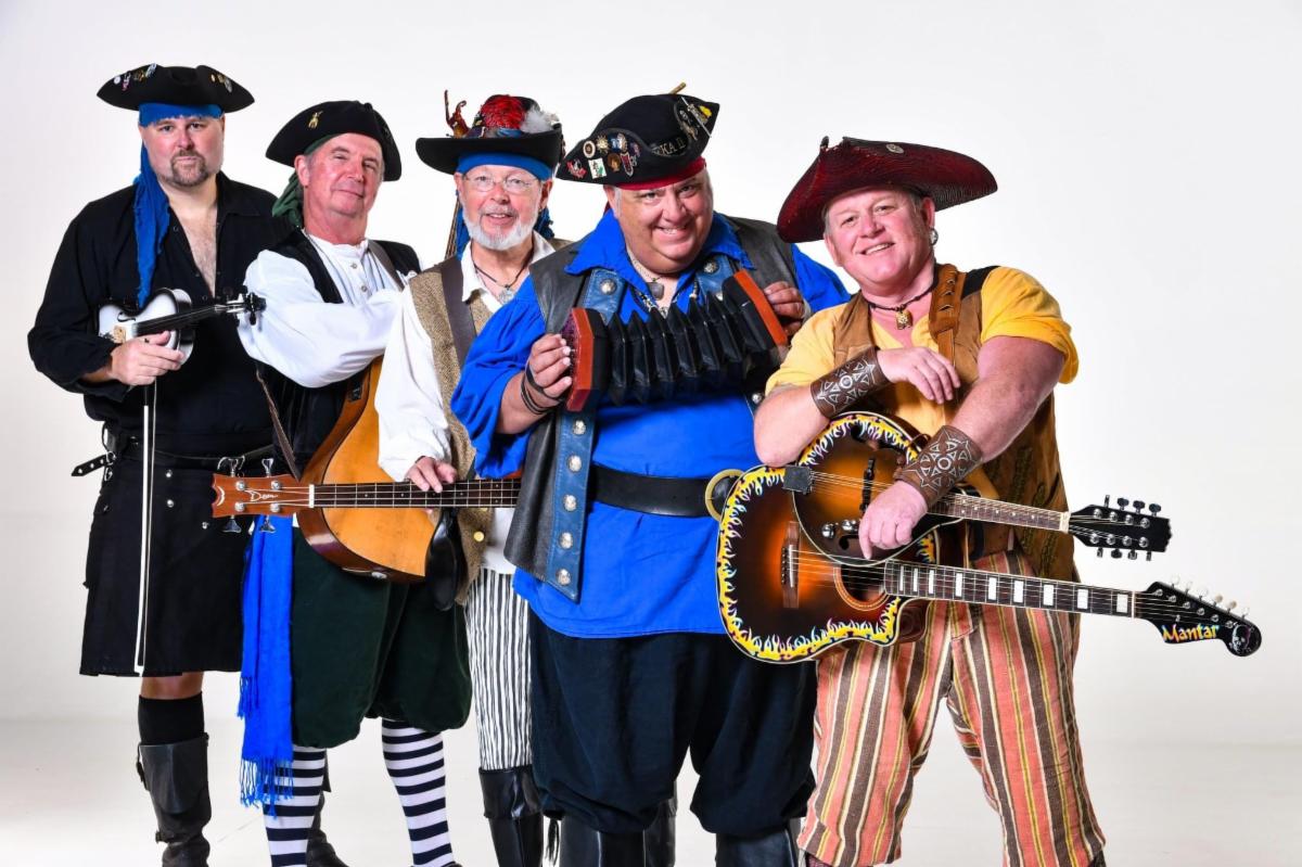 Have You Booked Your Holiday Entertainment Yet????