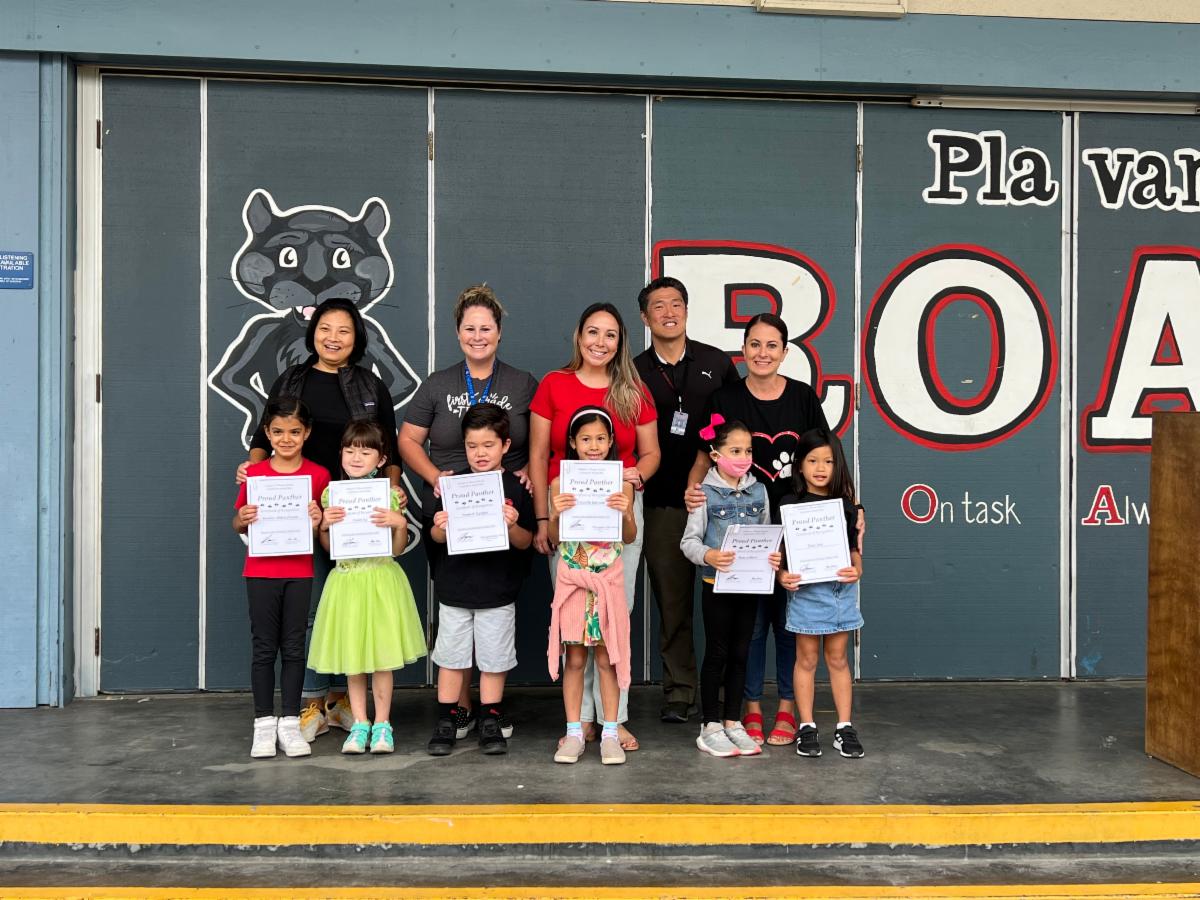 2022-2023 Plavan Panther Pride Issue #2 October 8, 2022