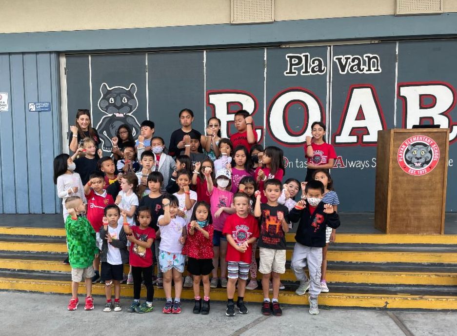 2022-2023 Plavan Panther Pride Issue #2 October 8, 2022