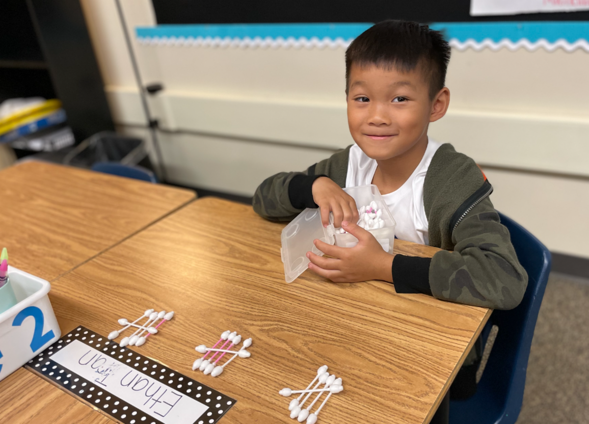 2022-2023 Plavan Panther Pride Issue #2 October 8, 2022