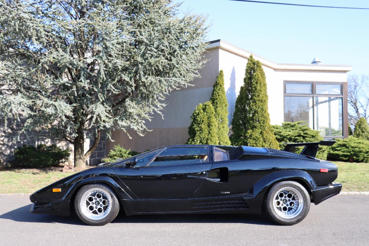 Gorgeous 1989 Lamborghini Countach Anniversary with Small Bumpers: 5k ...