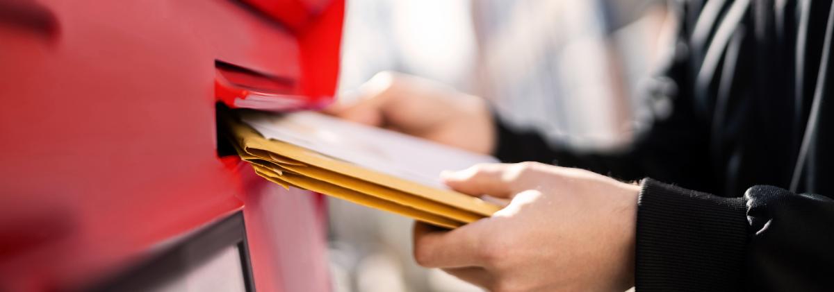 Canada Post: possible interruption of mail delivery