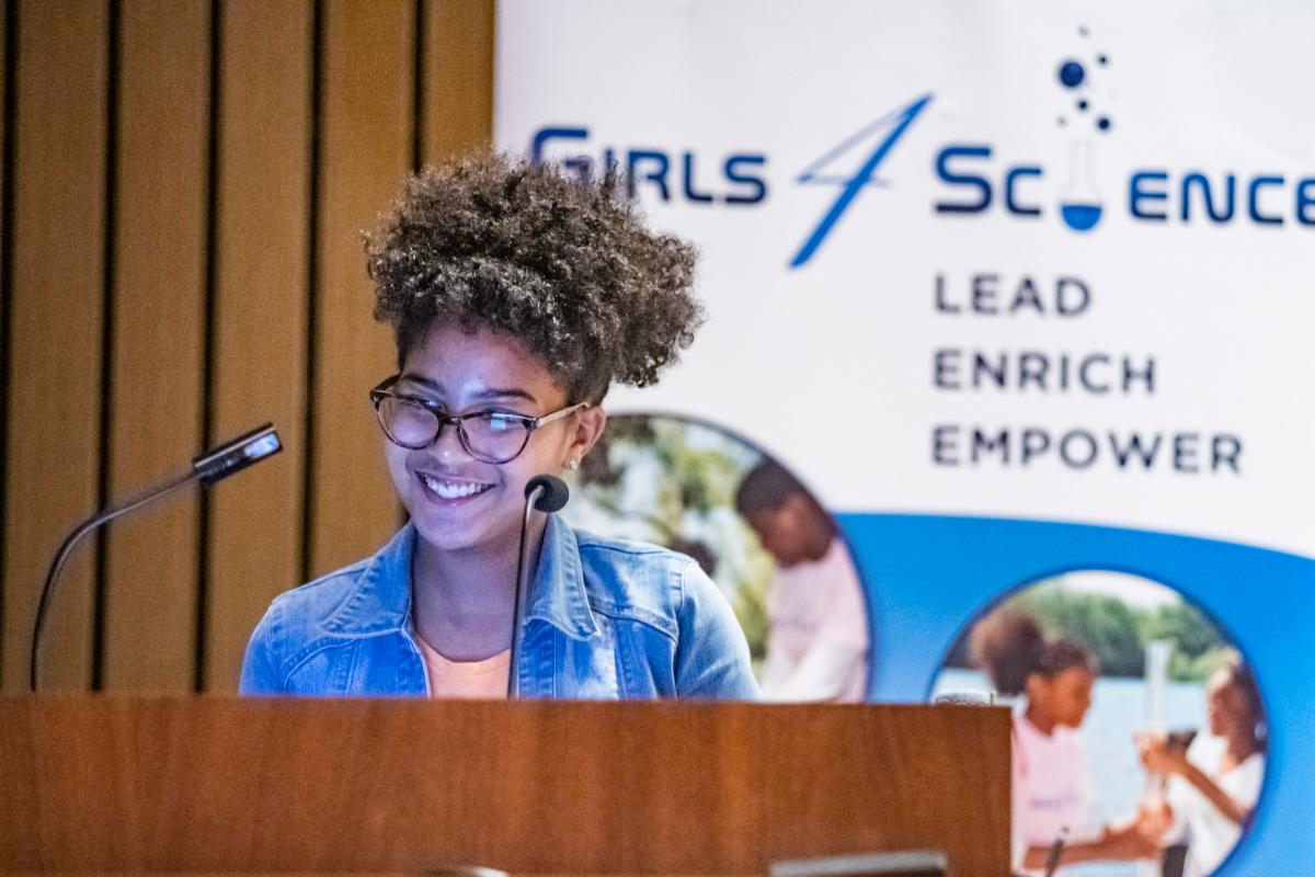 Girls 4 Science NEWS! Fall 2019