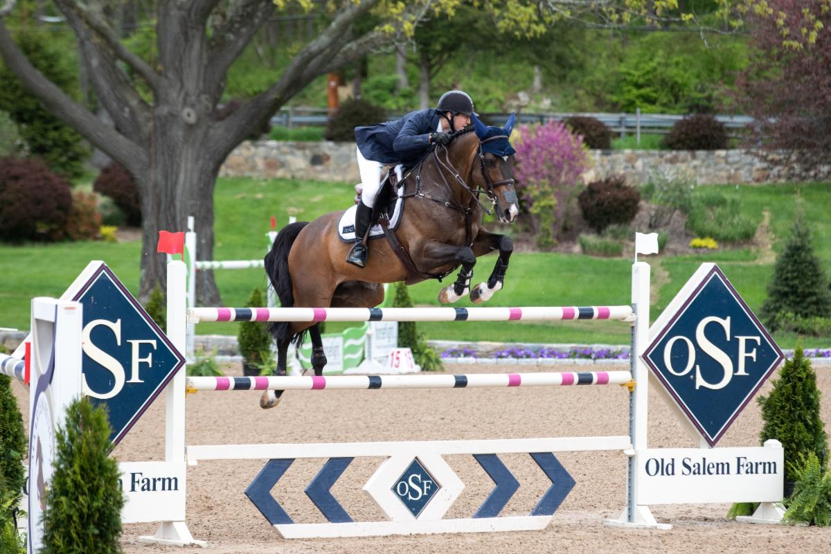 Katherine Dinan Soars to Victory in the Evergate Stables $40,000 1.50m ...
