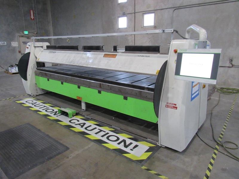 Auction 1/10 Major Sign Fabrication & Print Equipment: CNC Routers ...