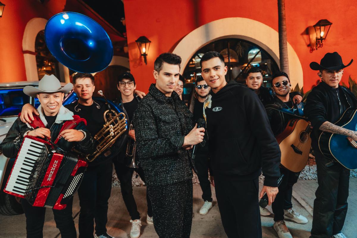 Nico Hernández recibe reconocimiento de la Liga Colombiana Contra el Cáncer