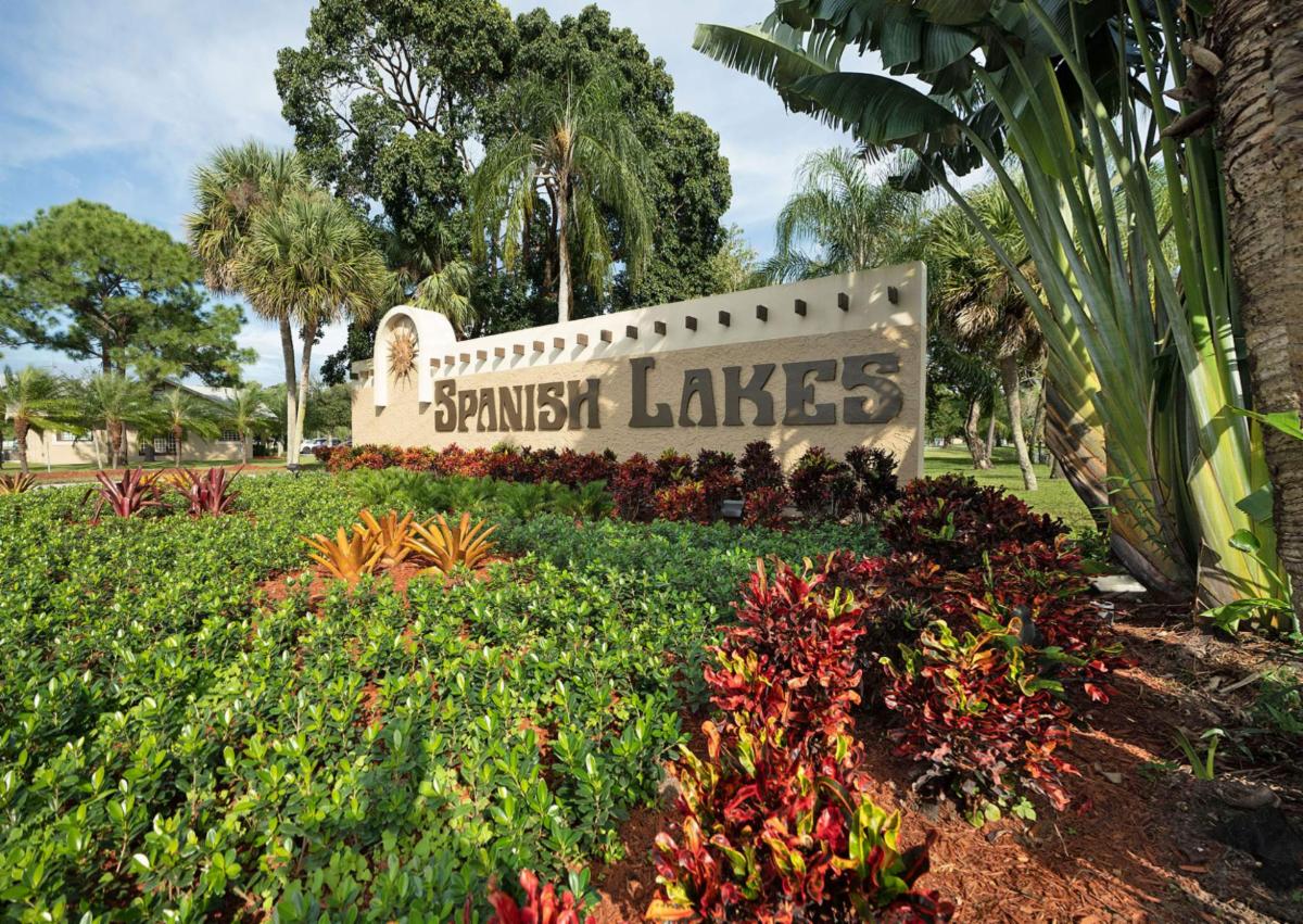 A 10-Year Resident Tells All ☀️