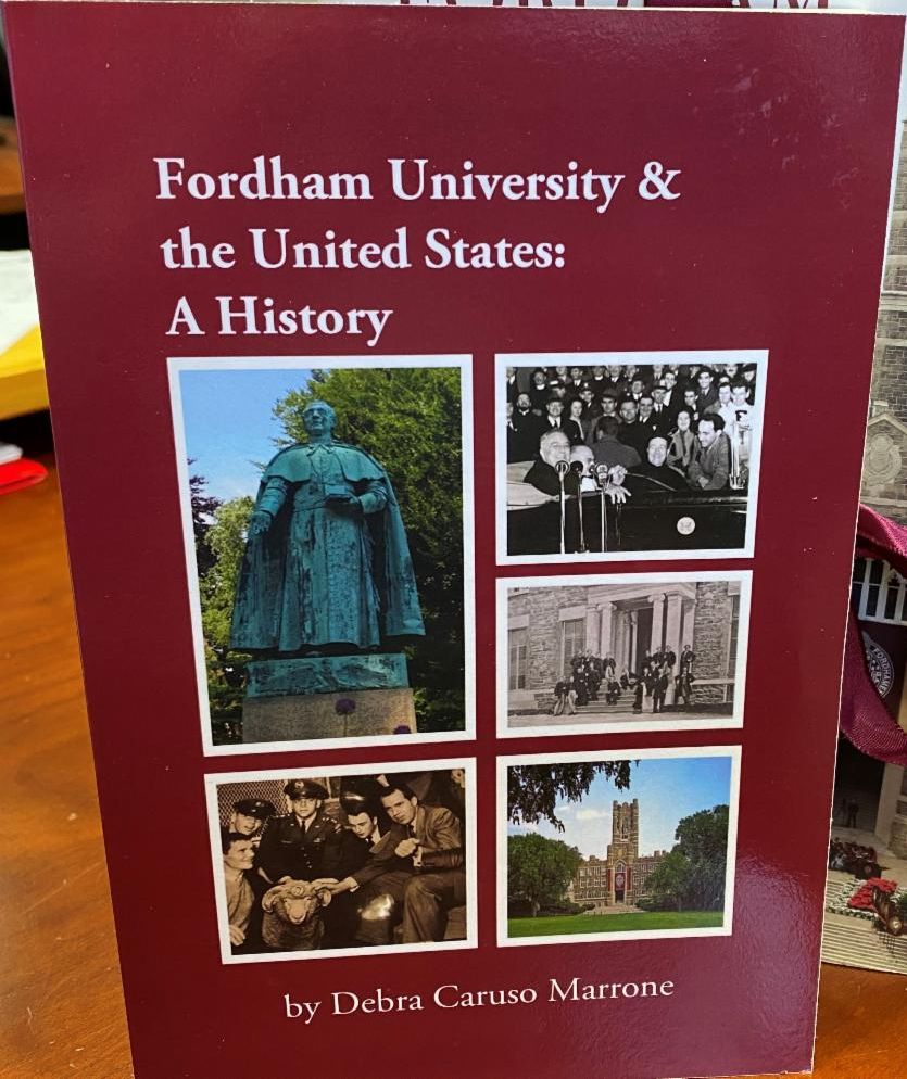Fordham College Alumni Association Fifth Holiday Auction,