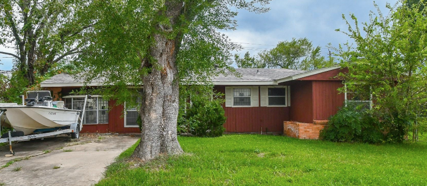 $10k Price Reduction! 3/1.5 🏡 Full Rehab in 77033!