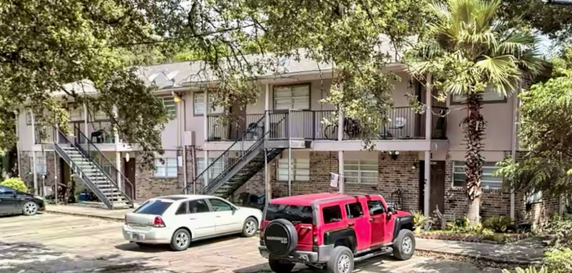 Multifamily! 🏡 Fully Occupied 8-Plex in Alvin!