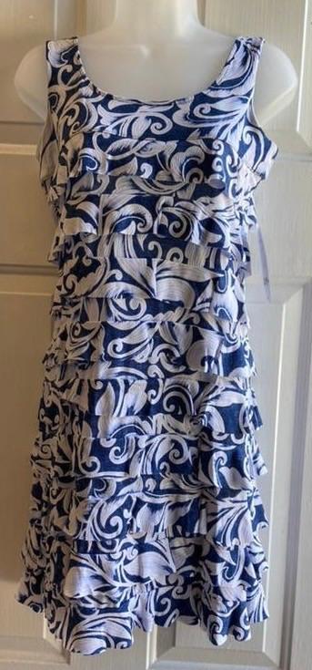 Cotton Cottage Boutique Celebrates Summer!