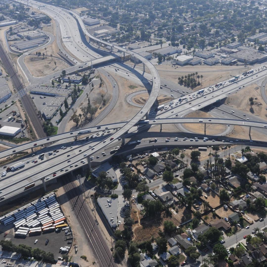 Chamber Communicator - Chamber Members Connect with Business Leaders at ...