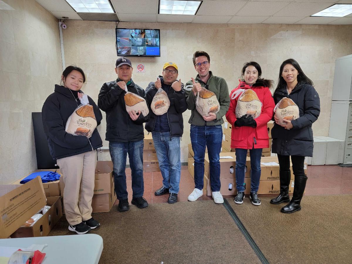 Nearly 350 turkeys delivered for the holiday, Gas restored at Bland ...