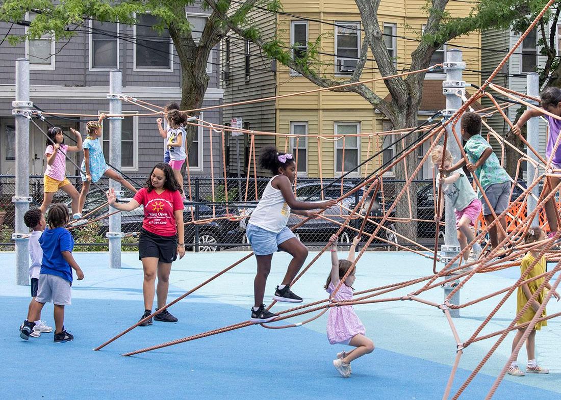 Apply to the DHSP Summer Lottery by March 3!