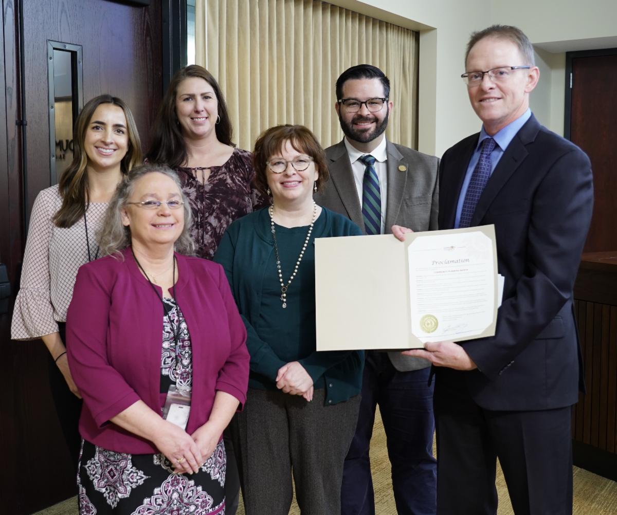 JoCo In the Know: Attend an Open Enrollment meeting