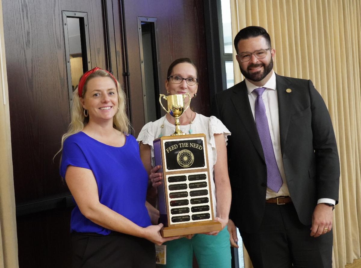 JoCo In the Know: Feed the Need campaign collects 109+ tons of food