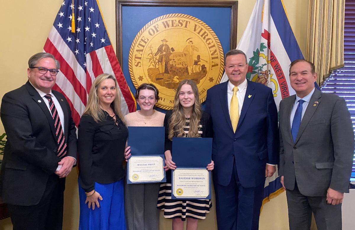 Two Van High School Seniors Recognized for Registering Classmates to Vote