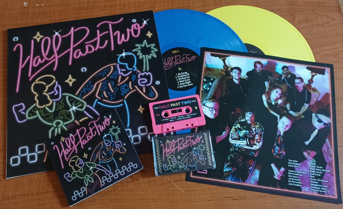 Black Friday: ROGER RIVAS "Live With Love" LP/CD/Tape/8 Track - DANI ...