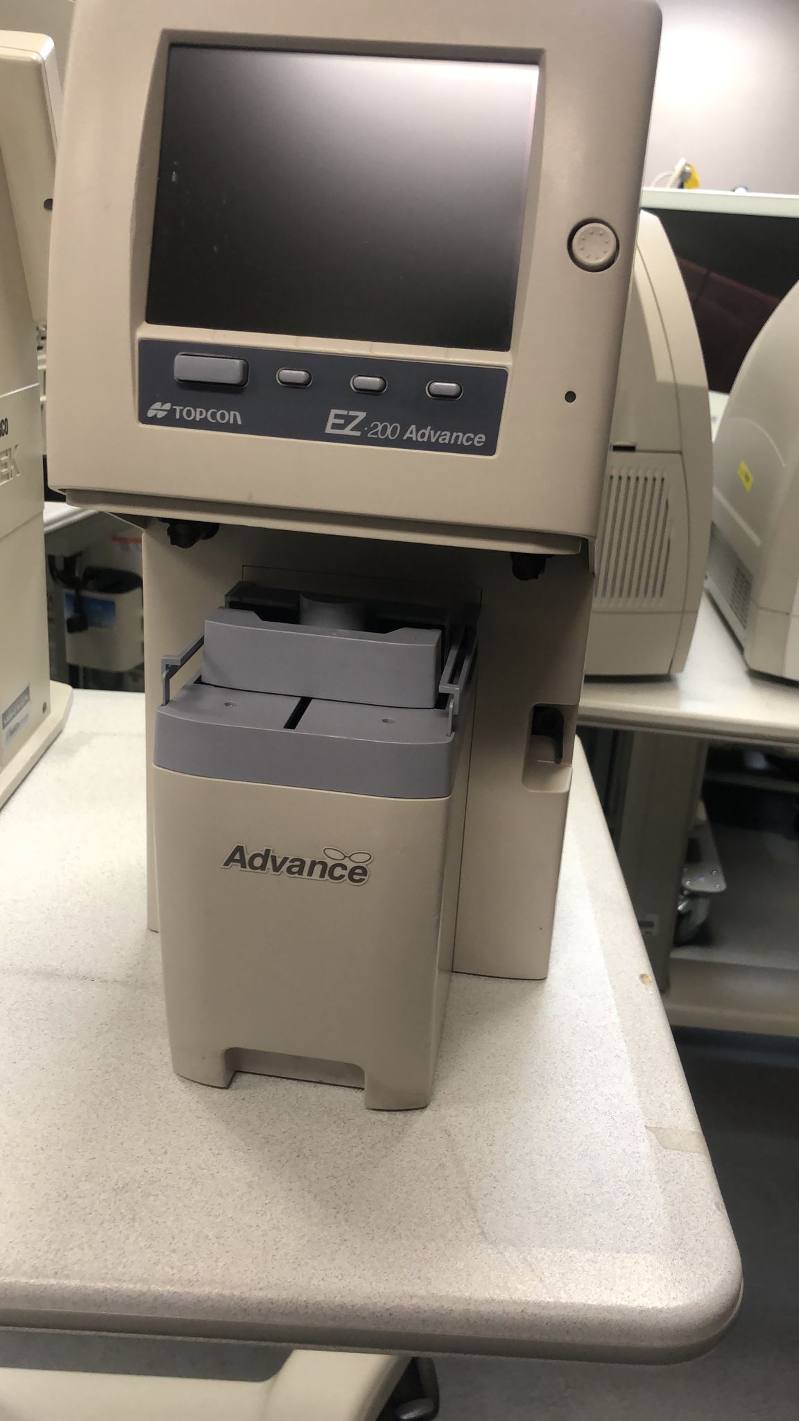 Topcon EZ-200 Advance Lens Analyzer