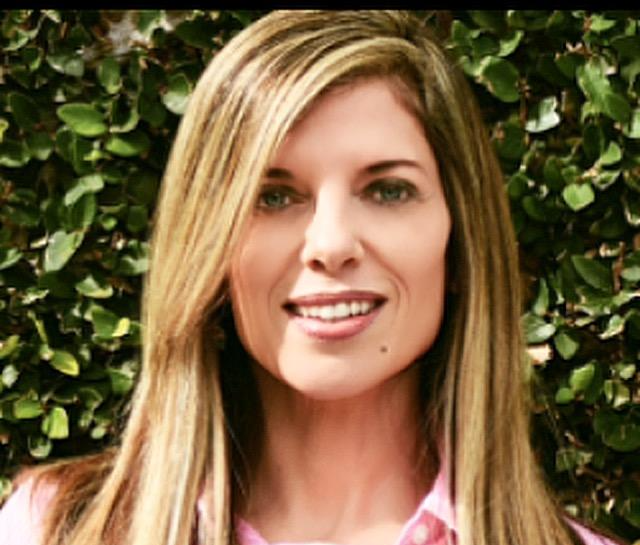 Firecracker Pad Thai Lettuce Cups