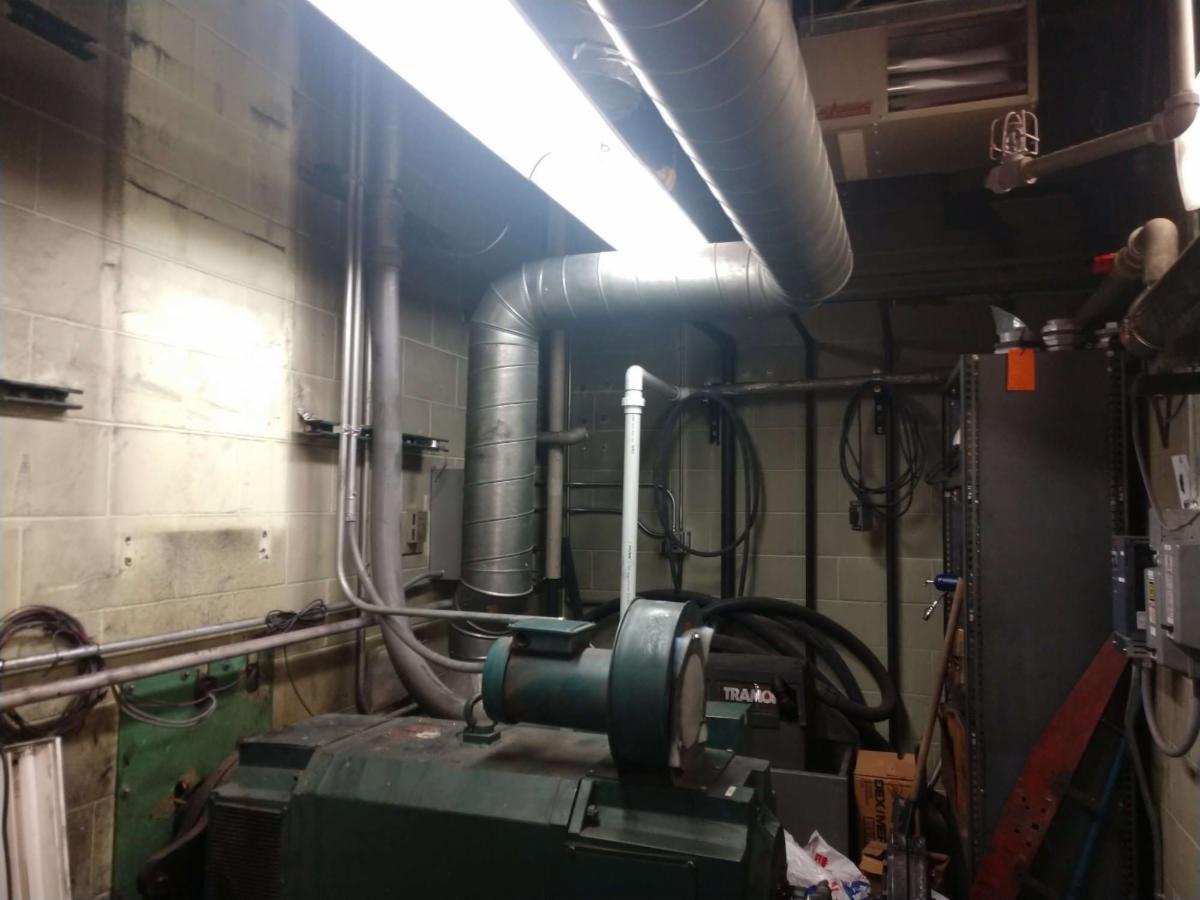 Overhead Cleaning in Industrial Buildings