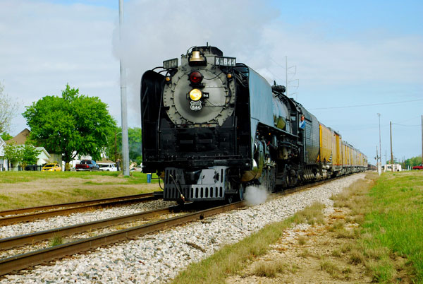 HAPPY FOURTH OF JULY EVERYONE ENJOY TRAIN PHOTOS