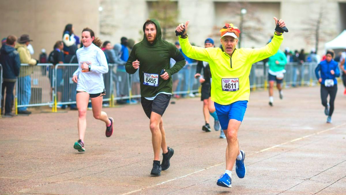 Save $5 on Dallas YMCA Turkey Trot Registration for Labor Day Promo!