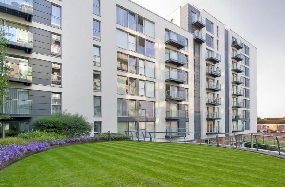 Hayes Town News - Campaigners call for warmer homes